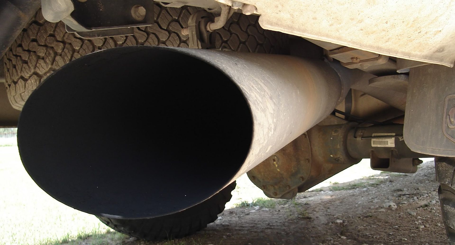 Anyone Dumped Their Exhaust Behind The Rear Axle Cummins Diesel Forum