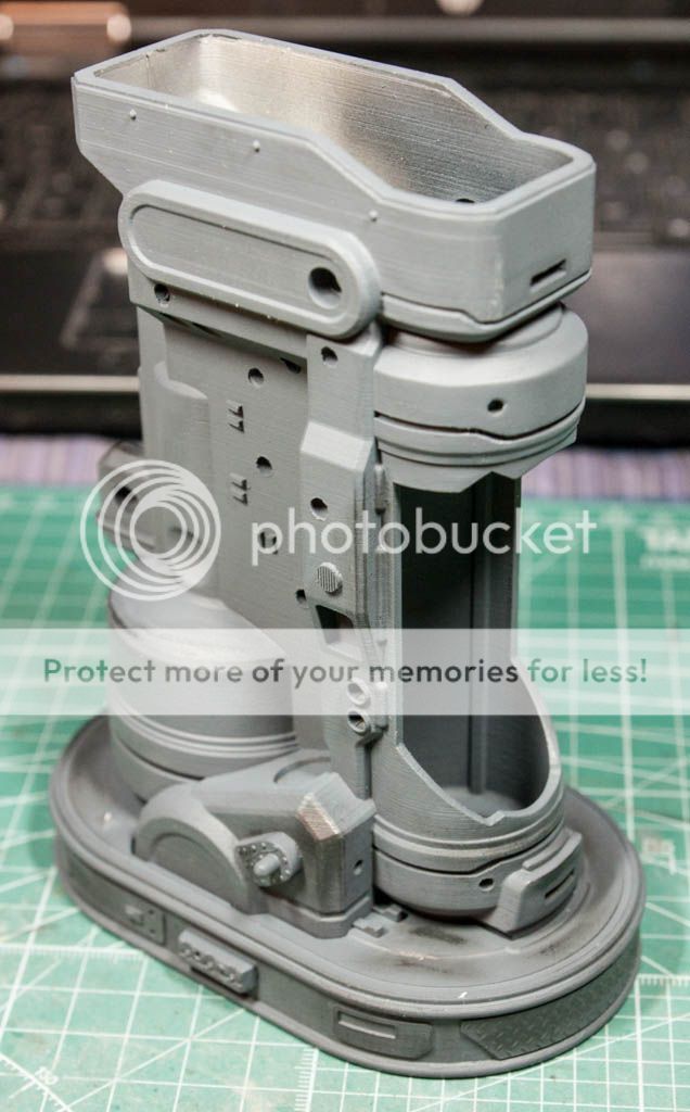 Hostile Realms MEC S70-B Stasis pod - International Scale Modeller